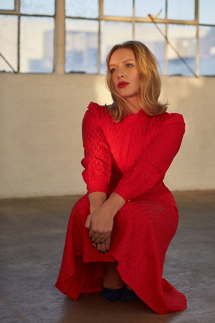 Walking her own way: In conversation with Annie Starke – GRUMPY MAGAZINE