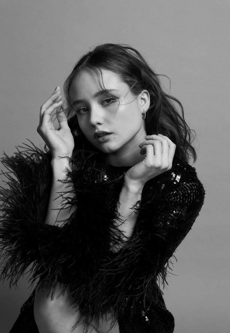 Ruby Stokes – GRUMPY MAGAZINE